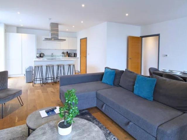Apartment at Turner Street, Greater London