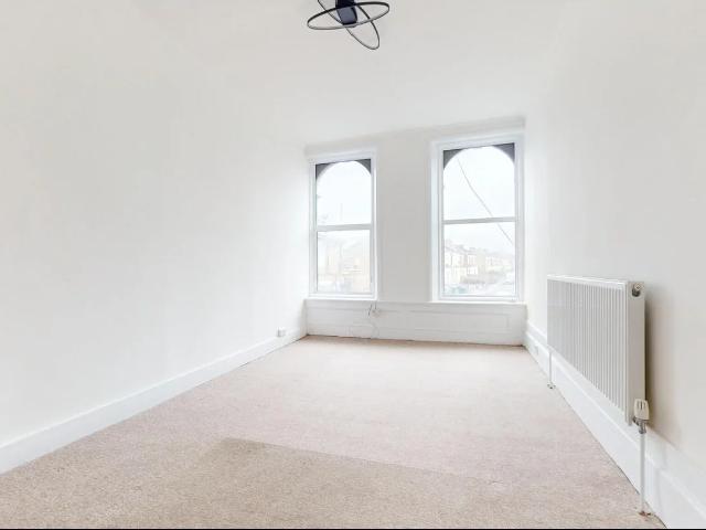 Apartment at Turnpike Lane, Greater London