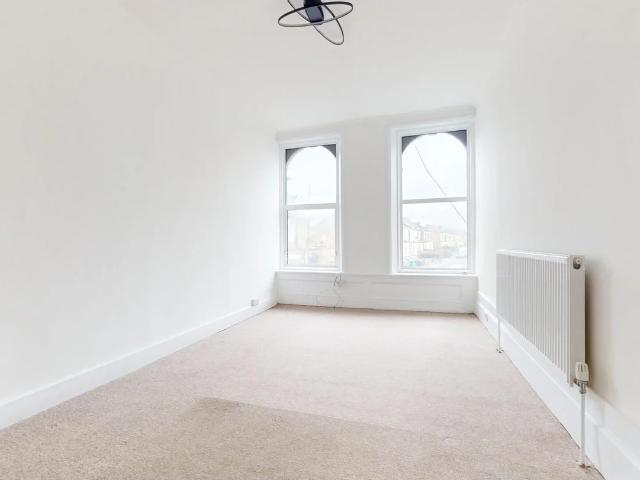 Apartment at Turnpike Lane, Greater London