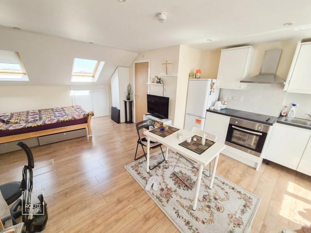 Apartment at Turnpike Lane, Greater London