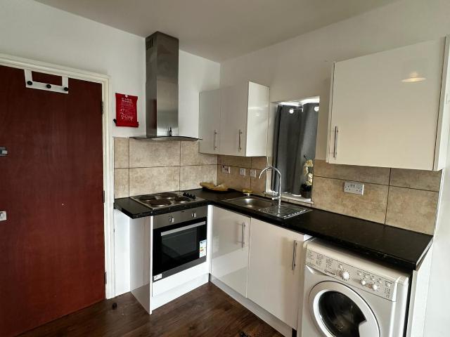 Apartment at Turnpike Lane, Greater London