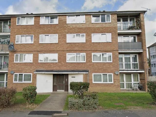 Apartment at Turpin Avenue, Greater London