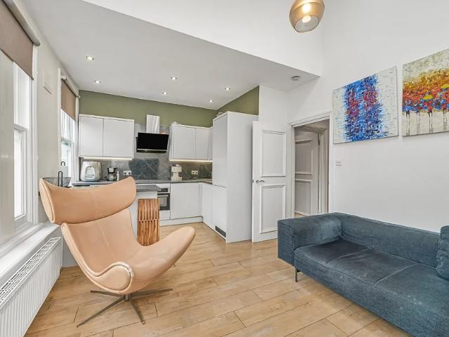 Apartment at Turret Grove, Greater London
