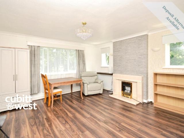 Apartment at Twickenham Close, Greater London