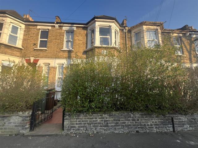 Apartment at Twickenham Road, Greater London