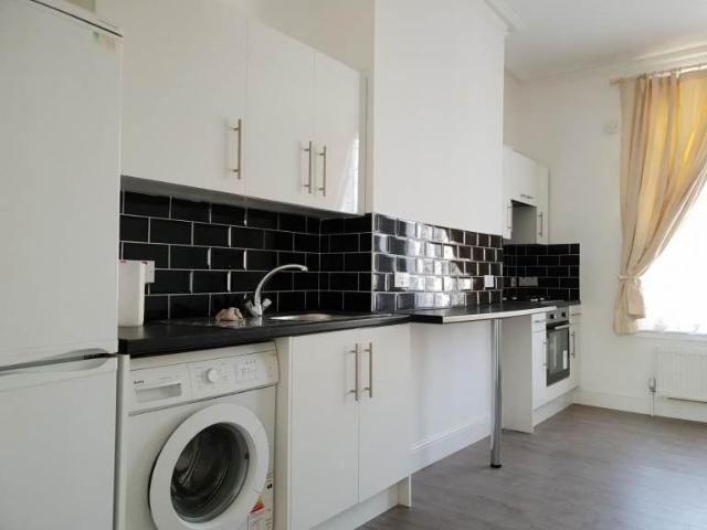 Apartment at Tysoe Avenue, Greater London