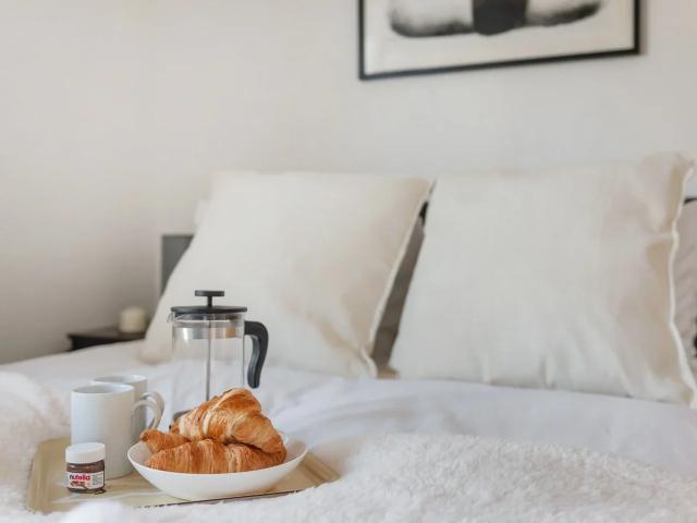 Apartment at Undine Road, Greater London