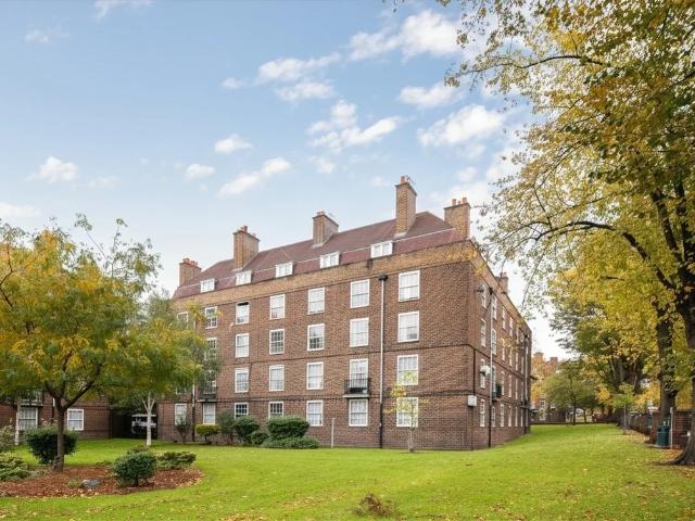 Apartment at Union Grove, Greater London