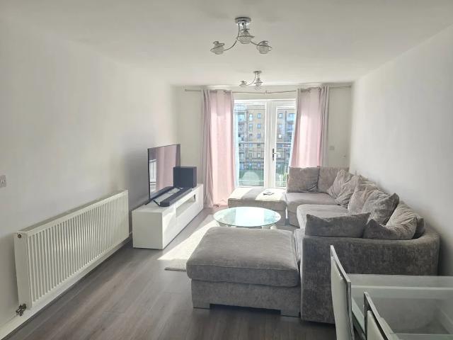 Apartment at Union Road, Greater London