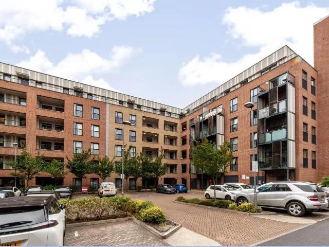 Apartment at Union Road, Greater London