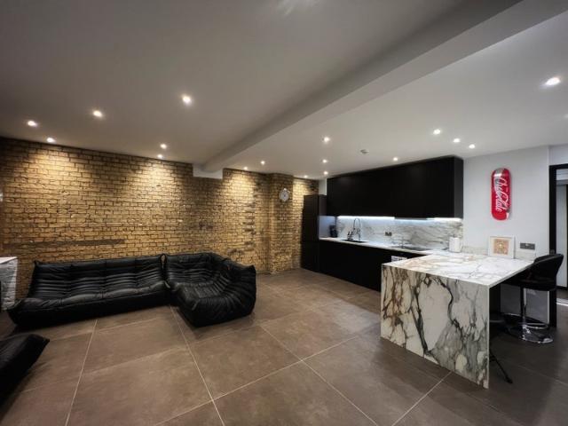 Apartment at Union Walk, Greater London