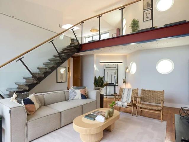 Apartment at Union Walk, Greater London