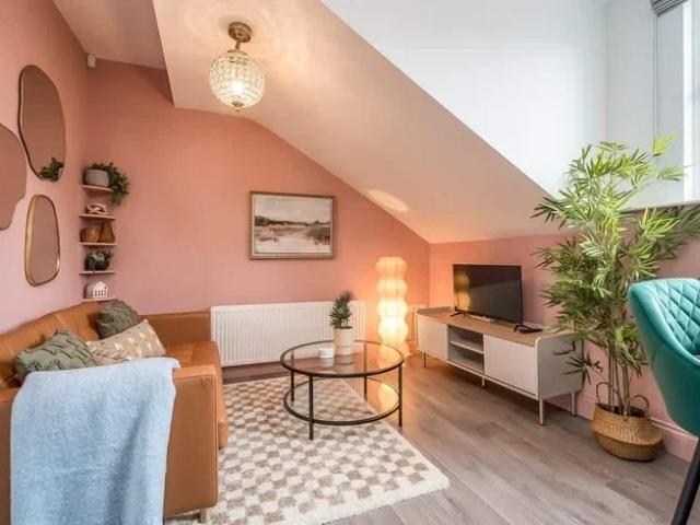 Apartment at University Street, Belfast