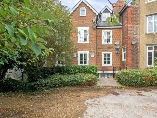 Apartment at Upton Park, Slough