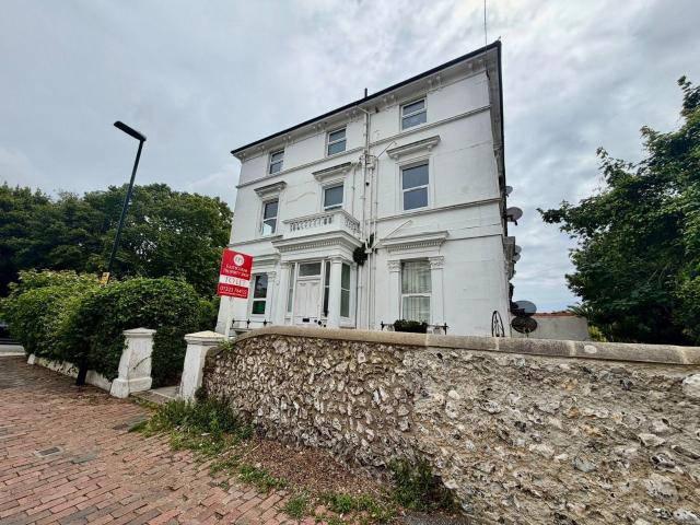 Apartment at Upperton Gardens, Eastbourne