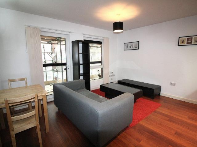 Apartment at Upper Allen Street, Sheffield