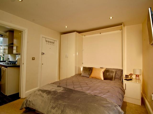 Apartment at Upper Bristol Road, Bath