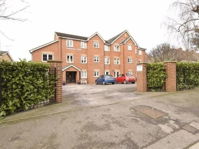 Apartment at Upper Gordon Road, Surrey Heath