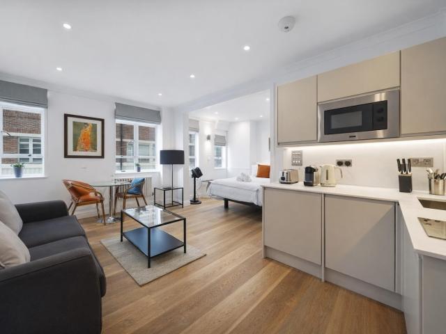 Apartment at Upper Montagu Street, City of Westminster