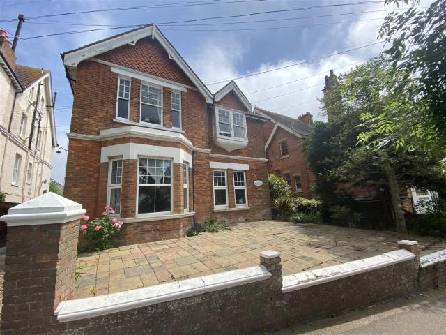 Apartment at Upper Sea Road, Rother