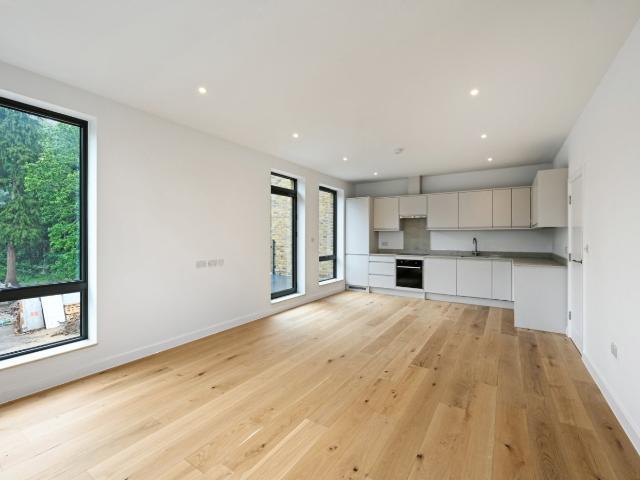 Apartment at Upper Shirley Road, Greater London