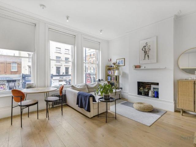 Apartment at Upper Street, Greater London