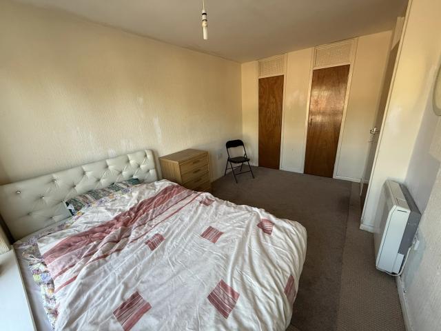 Room at Upper Street, Wolverhampton