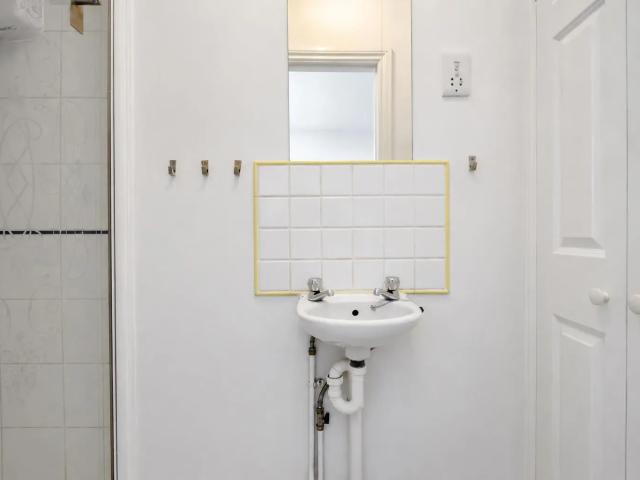 Apartment at Upper Richmond Road West, Greater London