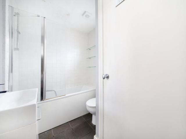 Apartment at Upper Richmond Road West, Greater London