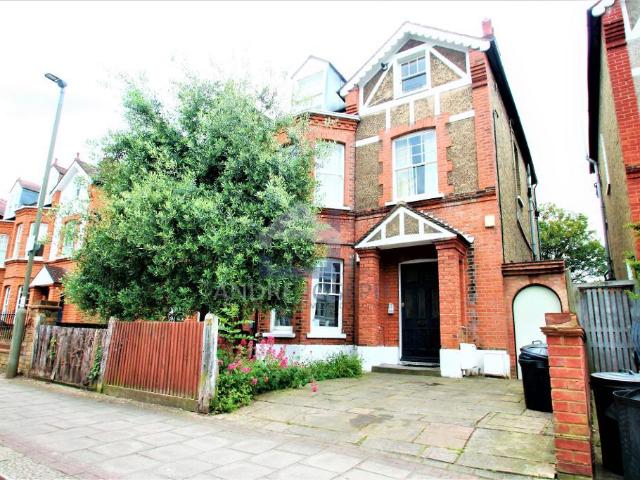 Apartment at Upper Richmond Road, Greater London