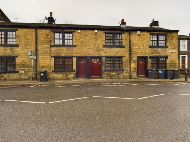 Apartment at Upper Town Street, Leeds