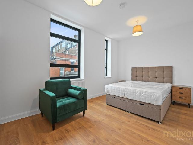 Apartment at Upper Tooting Road, Greater London
