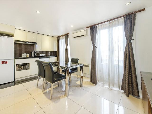 Apartment at Upper Tachbrook Street, City of Westminster