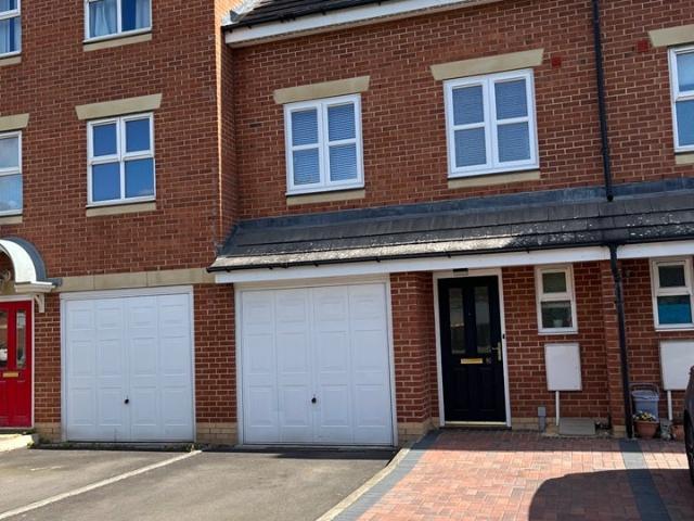 House at Usher Close, Bedford