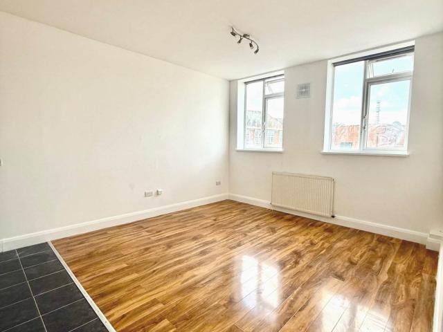 Apartment at Uxbridge Road, Greater London
