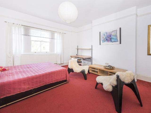 Apartment at Uxbridge Road, Greater London