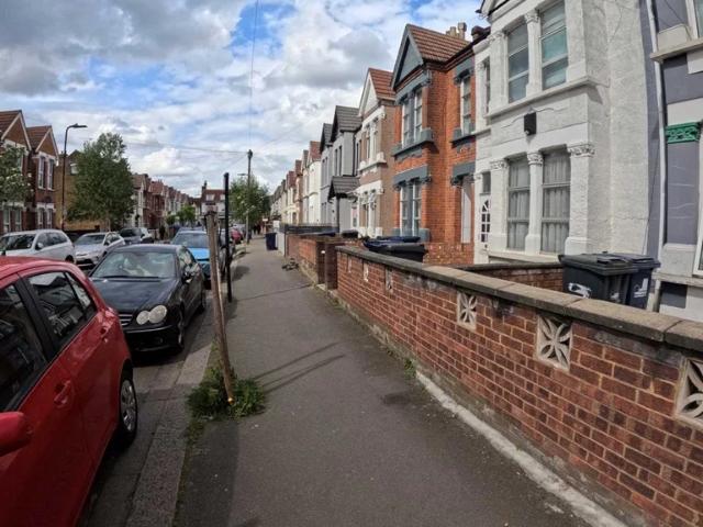 Apartment at Uxbridge Road, Greater London