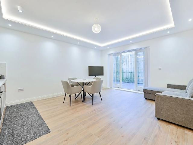 Apartment at Uxbridge Road, Greater London