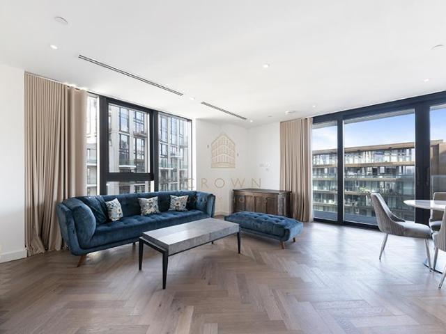 Apartment at Vaughan Way, Greater London