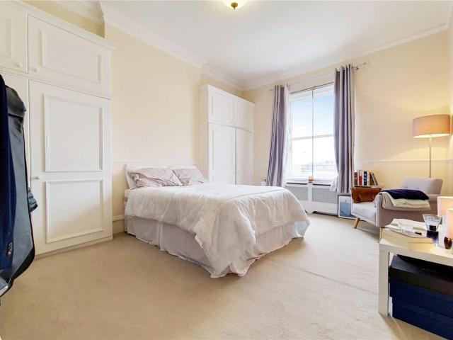 Apartment at Vauxhall Bridge Road, City of Westminster