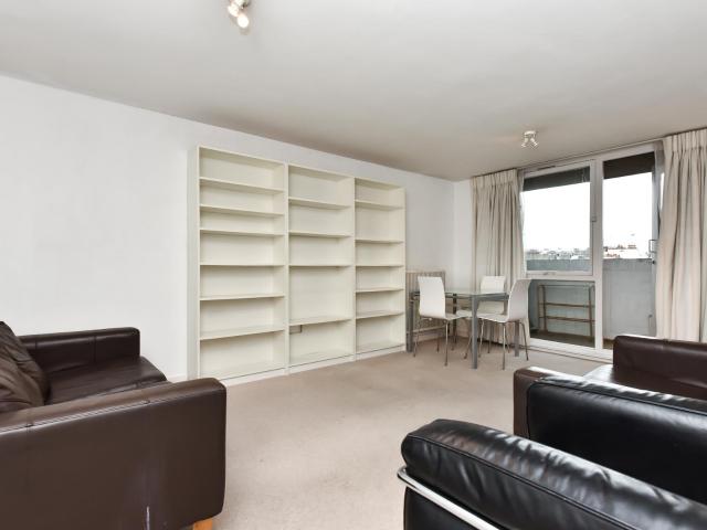 Apartment at Vauxhall Bridge Road, City of Westminster