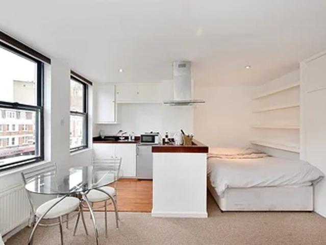 Apartment at Vauxhall Bridge Road, City of Westminster
