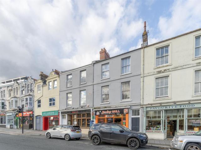 Apartment at Vauxhall Street, Plymouth