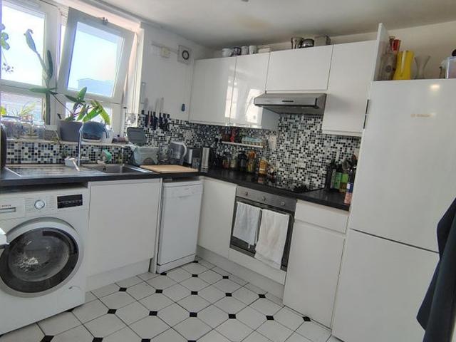 Room at Vauxhall Walk, Greater London