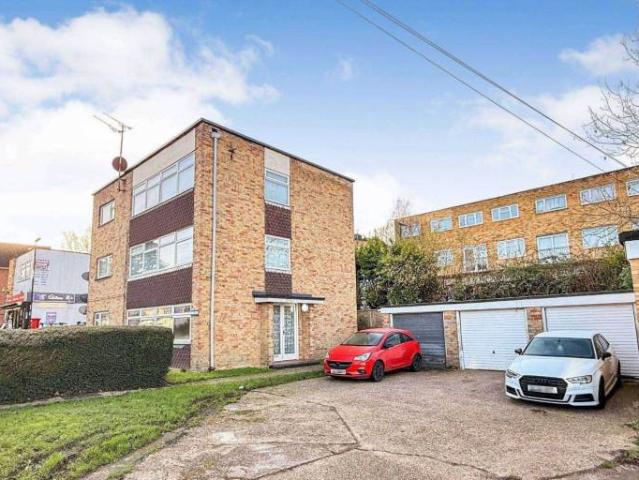 Apartment at Vale Drive, Southampton