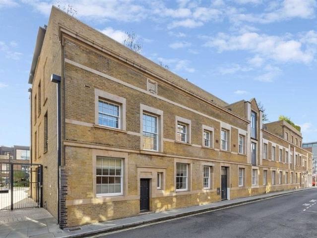 Apartment at Valentine Place, Greater London