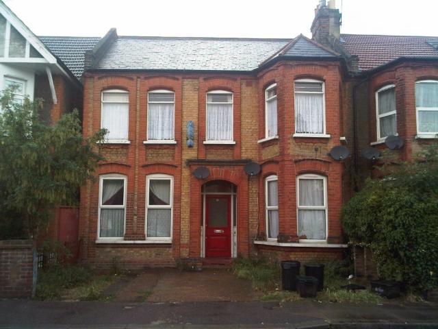 Apartment at Valentines Road, Greater London