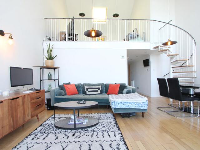 Apartment at Valetta Way, Rochester