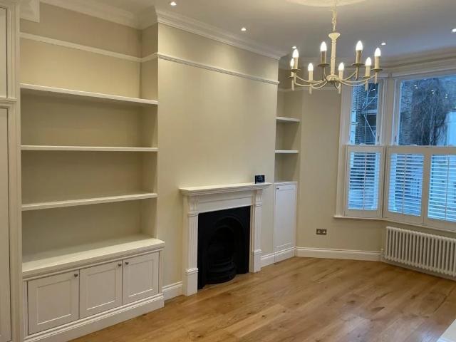 Apartment at Vardens Road, Greater London