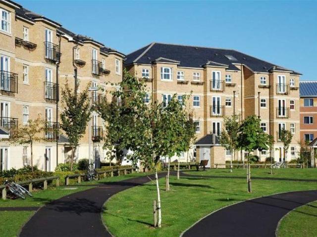 Apartment at Venneit Close, Oxford